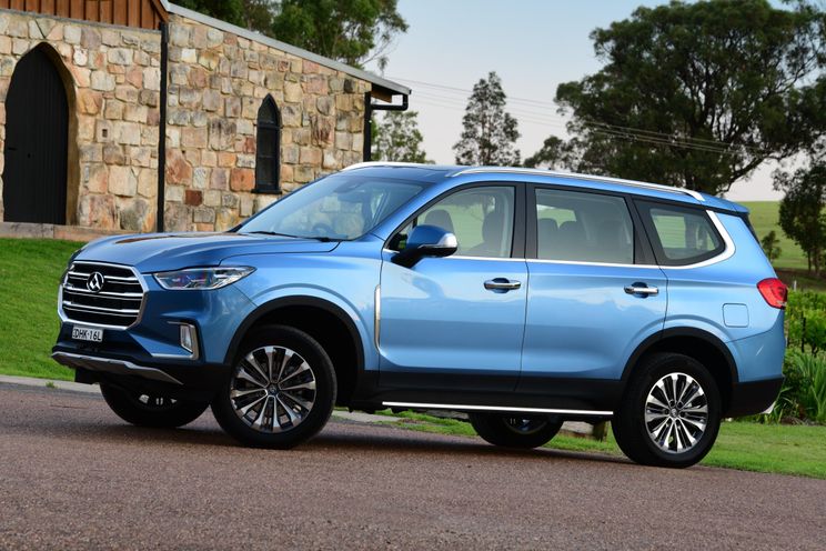 LDV reveals funky Maxus V70 van | CarExpert