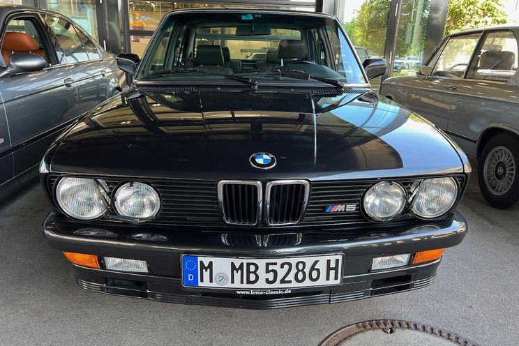 We drove the first BMW M5, and it's still brilliant | CarExpert