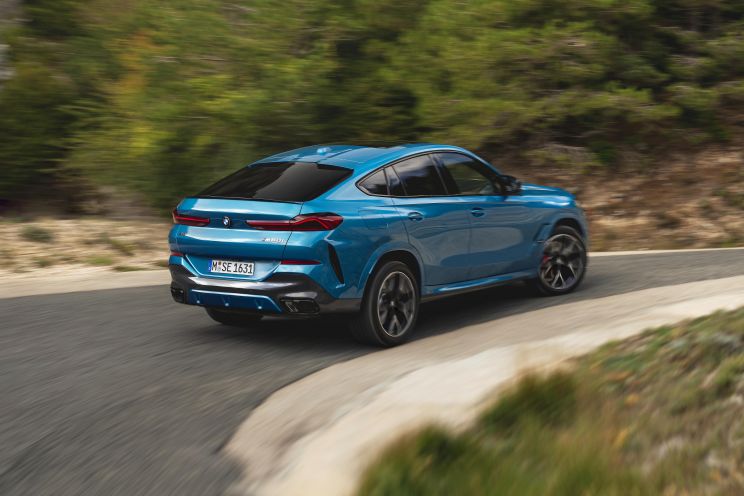 The 10 cheapest new V8-powered cars in Australia | CarExpert