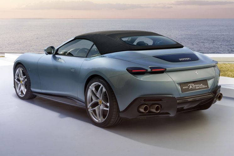 Ferrari drops the top on its Roma grand tourer | CarExpert