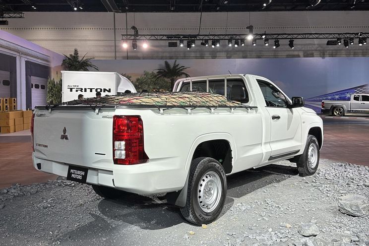 These are the crazy pickup concepts revealed at the Mitsubishi Triton ...