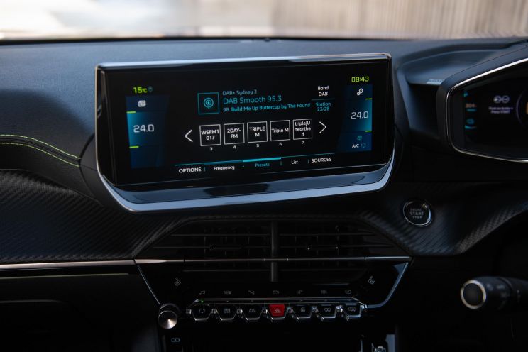 2024 Peugeot e-2008 review | CarExpert