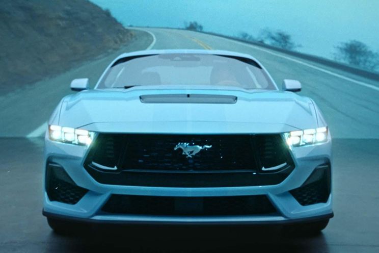 Sydney Sweeney and Ford pair on special Mustang prize | CarExpert