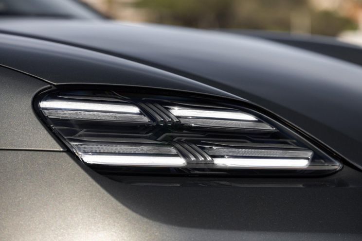 2025 Porsche Macan Electric review | CarExpert