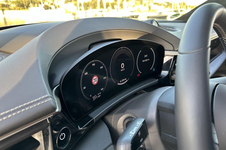 2025 Porsche Macan Electric review | CarExpert