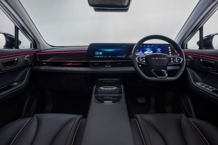 2025 BYD Atto 3 vs Chery Omoda E5 comparison | CarExpert