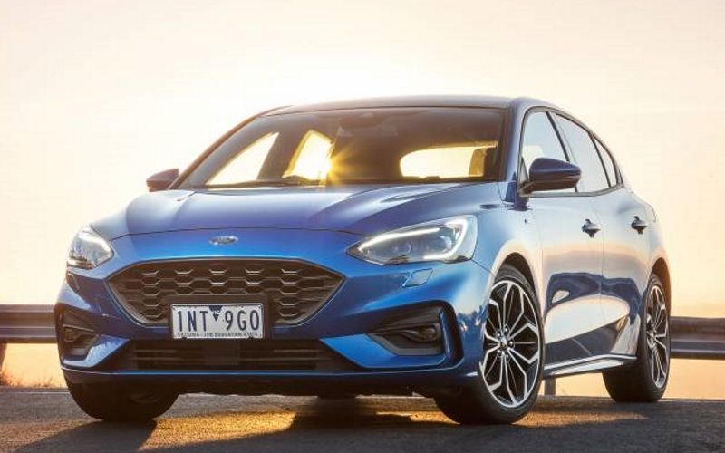 2018 Ford Focus TREND four-door hatchback Specifications | CarExpert