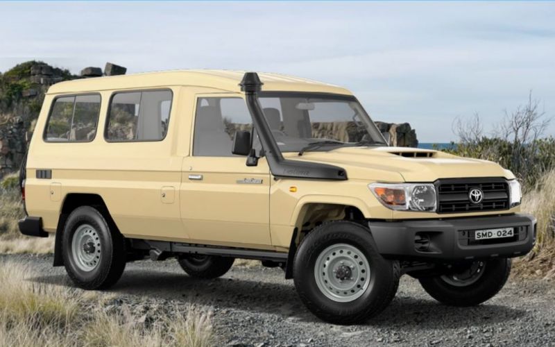 2023 Toyota LandCruiser 70 LC78 WORKMATE (2 SEATS) troopcarrier ...