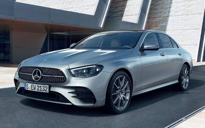 2021 Mercedes Benz E350 EQ HYBRID Four door Saloon Specifications 2021 Mercedes Benz E350 EQ HYBRID Four door Saloon Specifications
