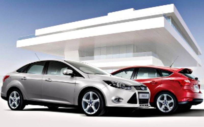 2012 Ford Focus TITANIUM five-door hatchback Specifications | CarExpert
