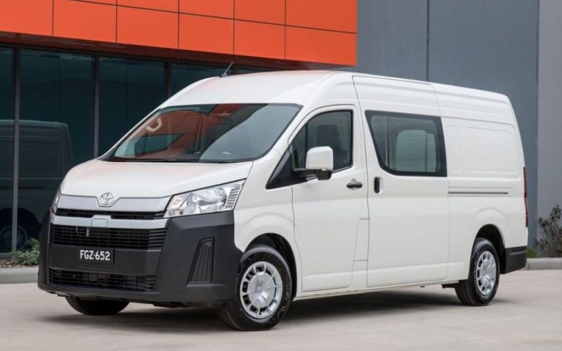 2023 Toyota HiAce LWB (5 SEATS) 5D CREW VAN Specifications | CarExpert