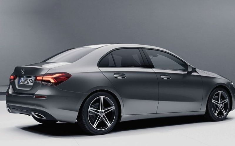 2022 Mercedes Benz A180 BASE MODEL Four door Sedan Specifications