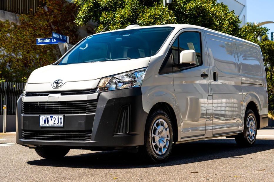 Ford Transit vs Toyota HiAce Comparison | CarExpert