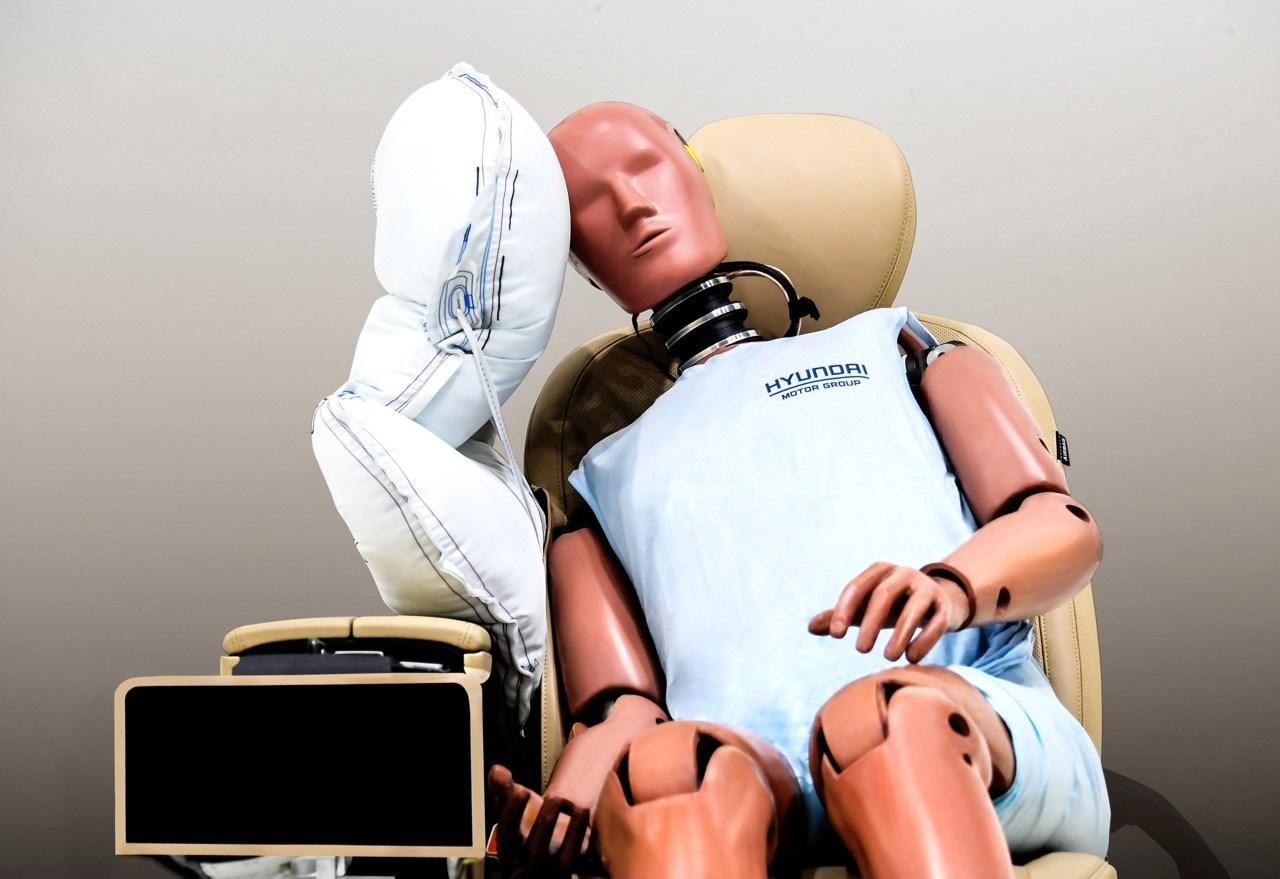 Airbags explained | CarExpert