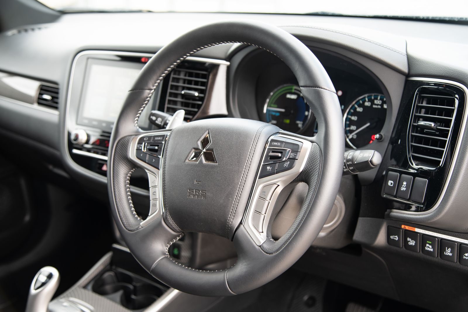 2021 Mitsubishi Outlander price and specs | CarExpert