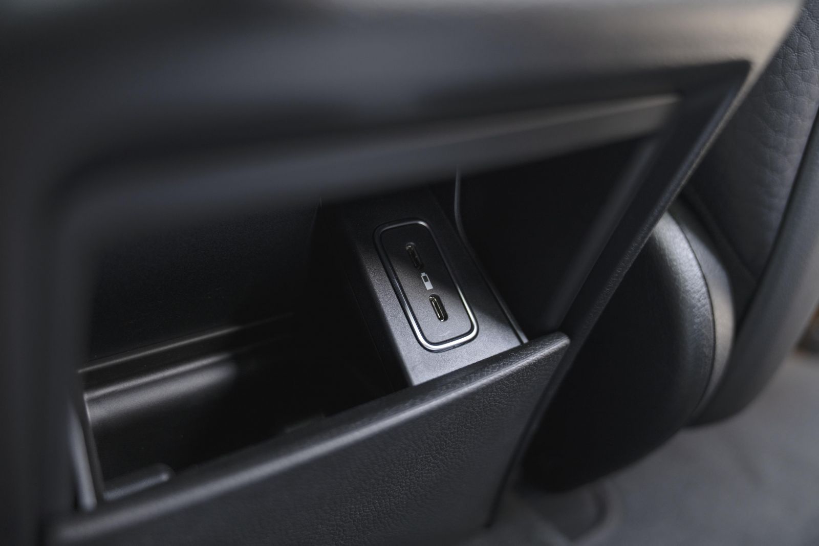 Why are carmakers adopting USB-C? | CarExpert