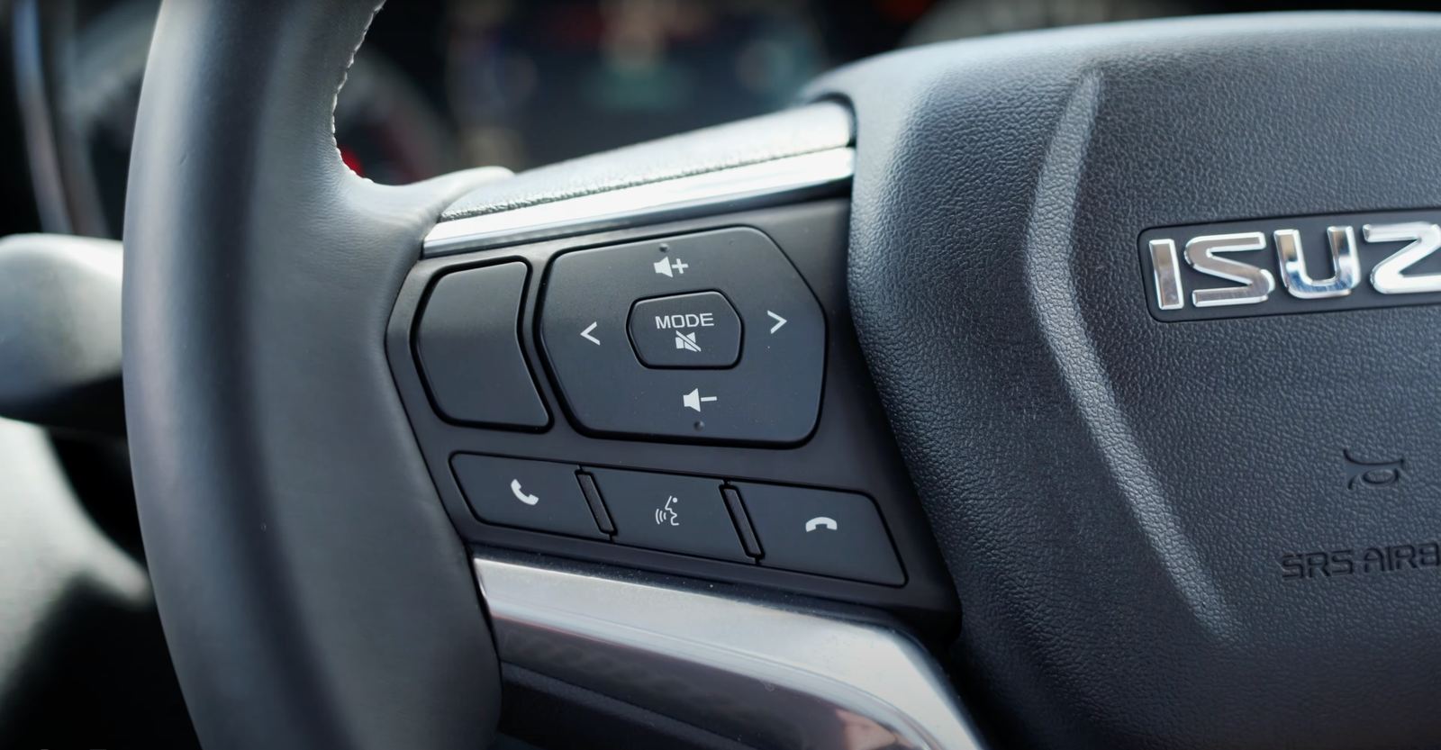 2021 Isuzu D-Max infotainment review | CarExpert