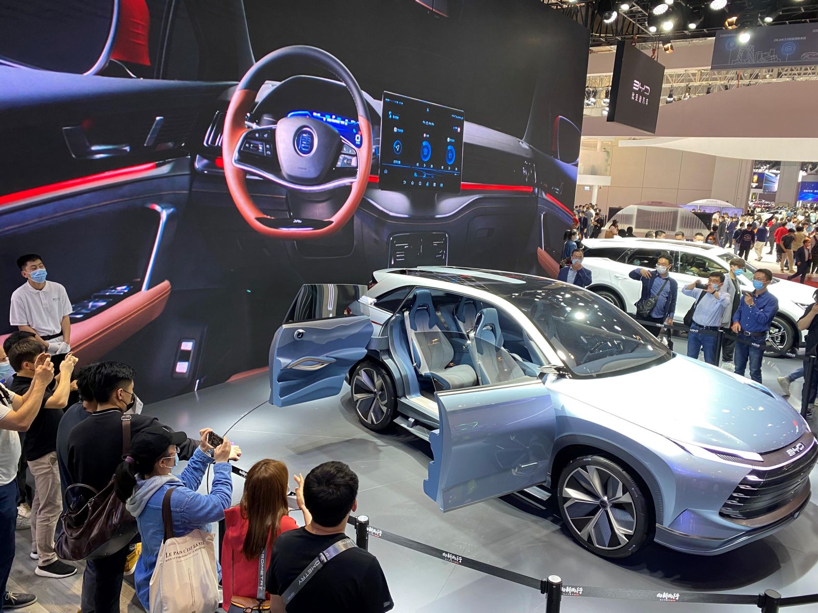 BYD's Australian importer takes huge electric car order from Uber ...