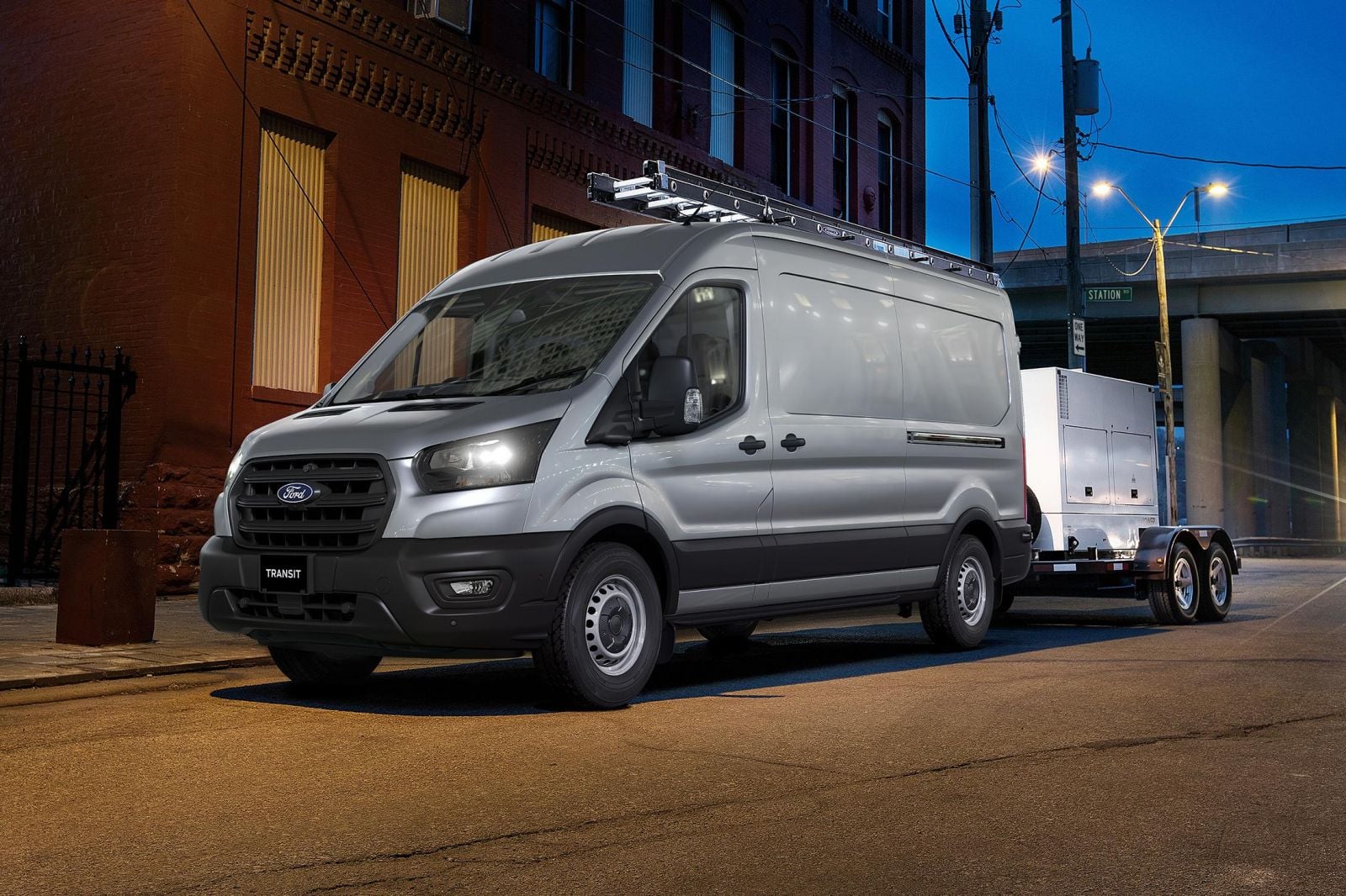 2025 Ford Transit Reviews - Models & Range | CarExpert