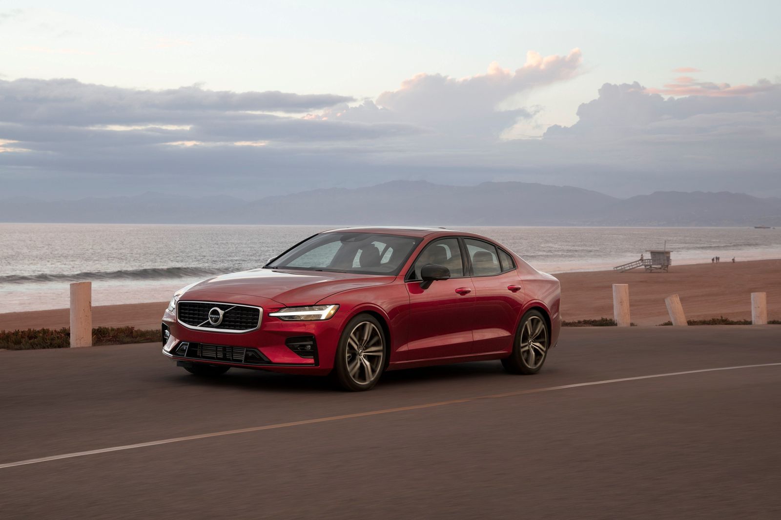 Volvo Sedan Reviews - Models & Range | CarExpert