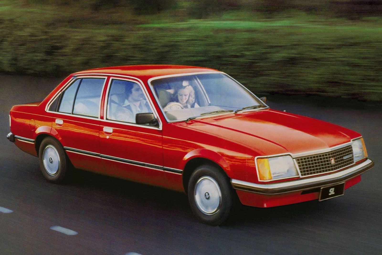 Holden Reviews, Price and Specifications | CarExpert