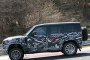 2024 Land Rover Defender SV spied | CarExpert