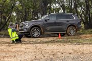 Ford Everest vs Land Rover Range Rover Sport Comparison | CarExpert