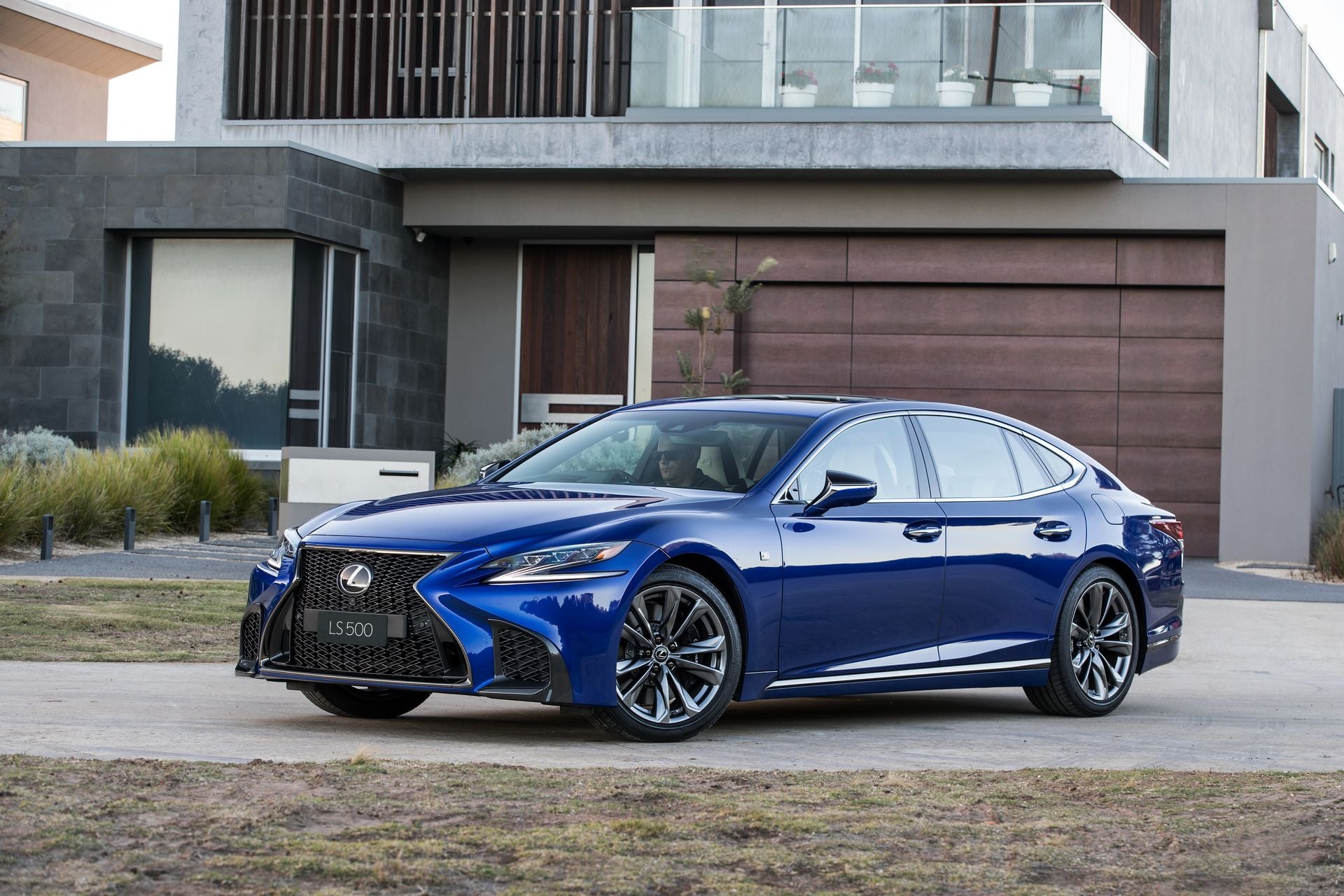 2020 Lexus LS price and specs | CarExpert
