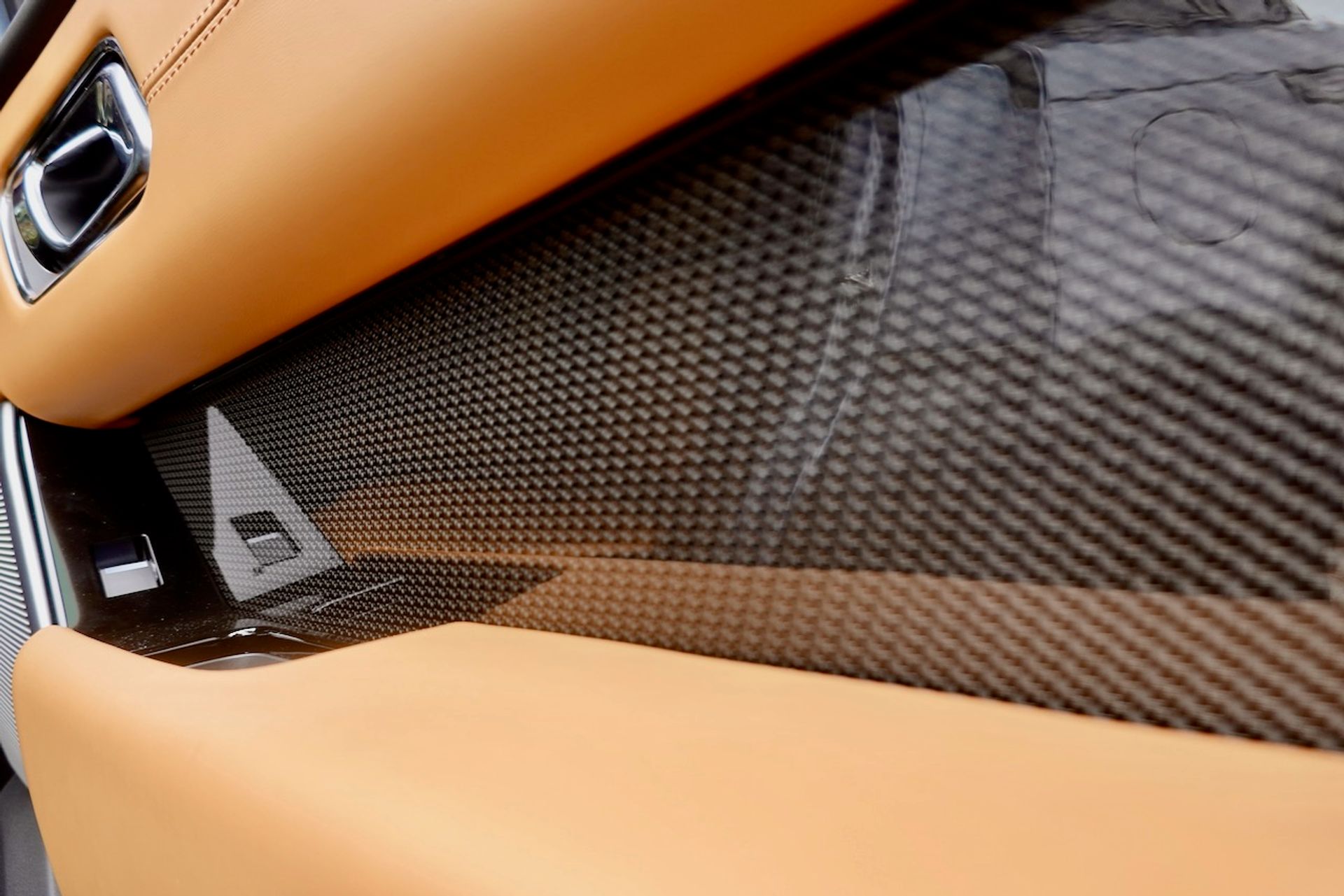 2020 Range Rover Velar SV Autobiography | CarExpert