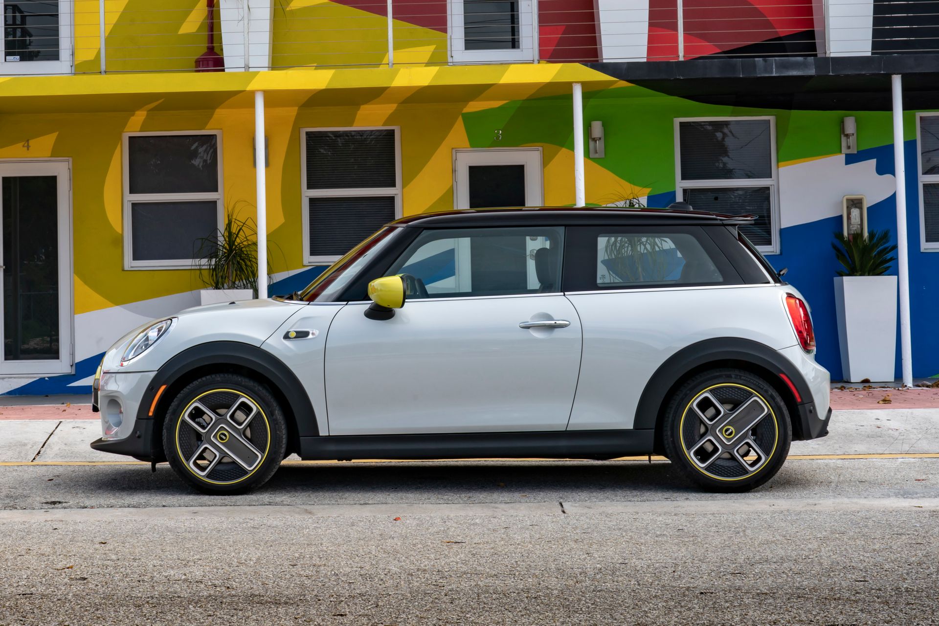 2020 Mini Electric price and specs | CarExpert