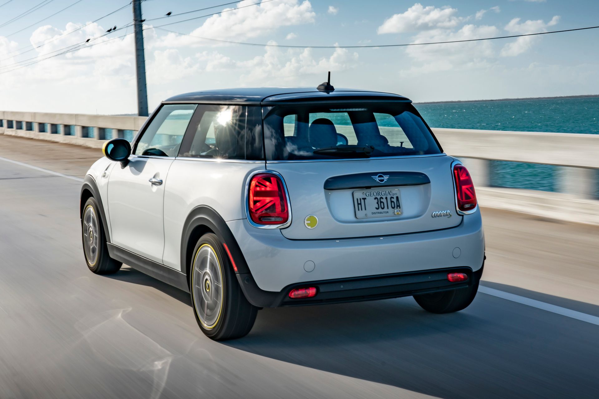 2020 Mini Electric price and specs | CarExpert