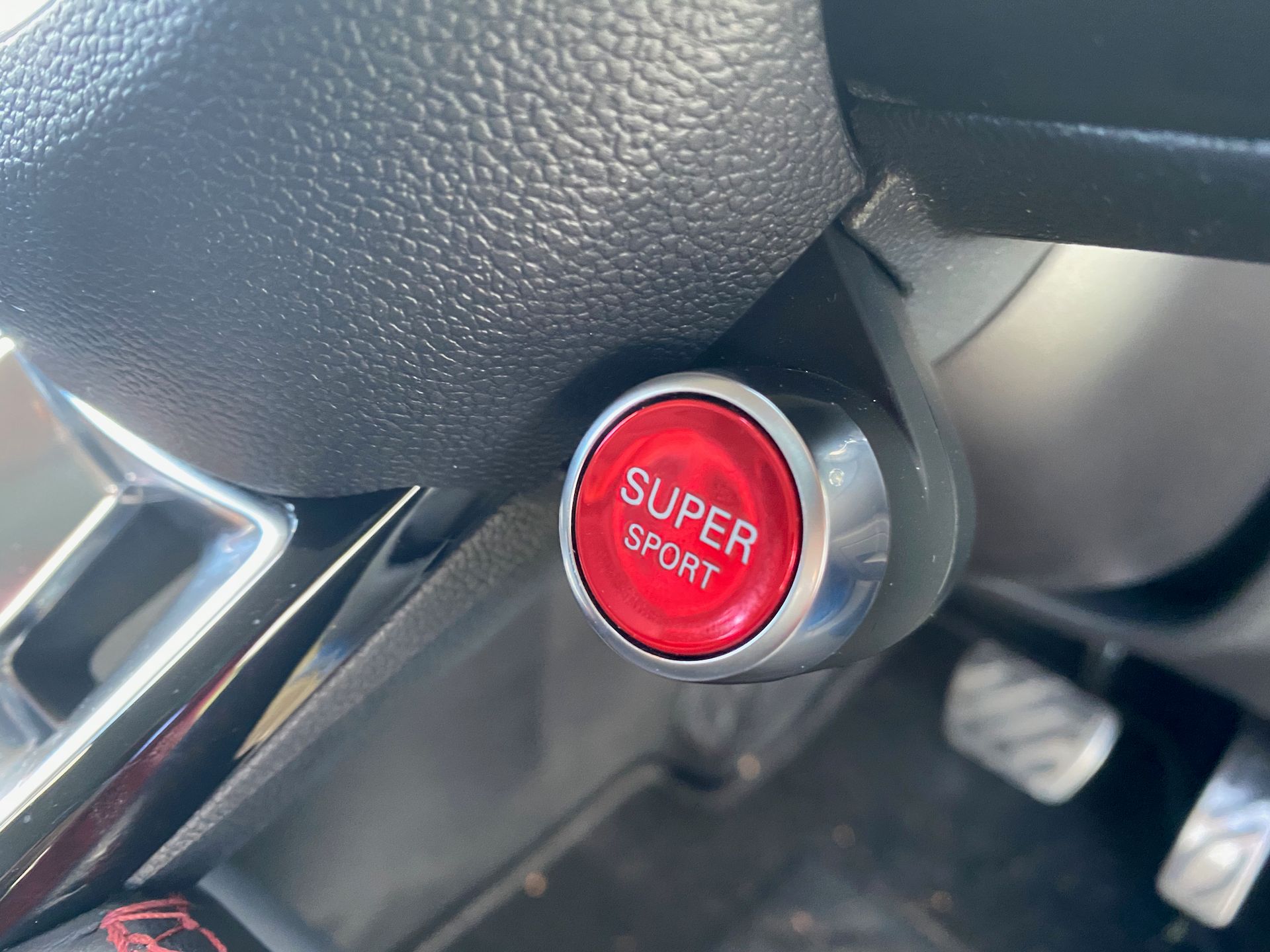 MG Pilot safety system review | CarExpert
