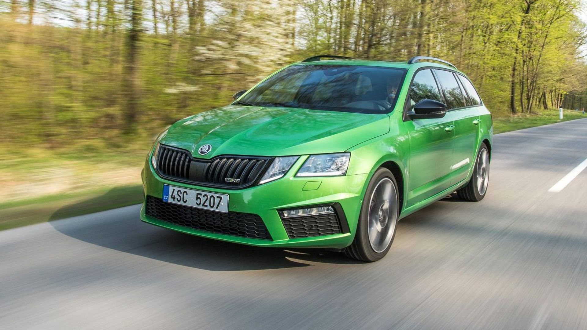 Five iconic greens of the car world | CarExpert