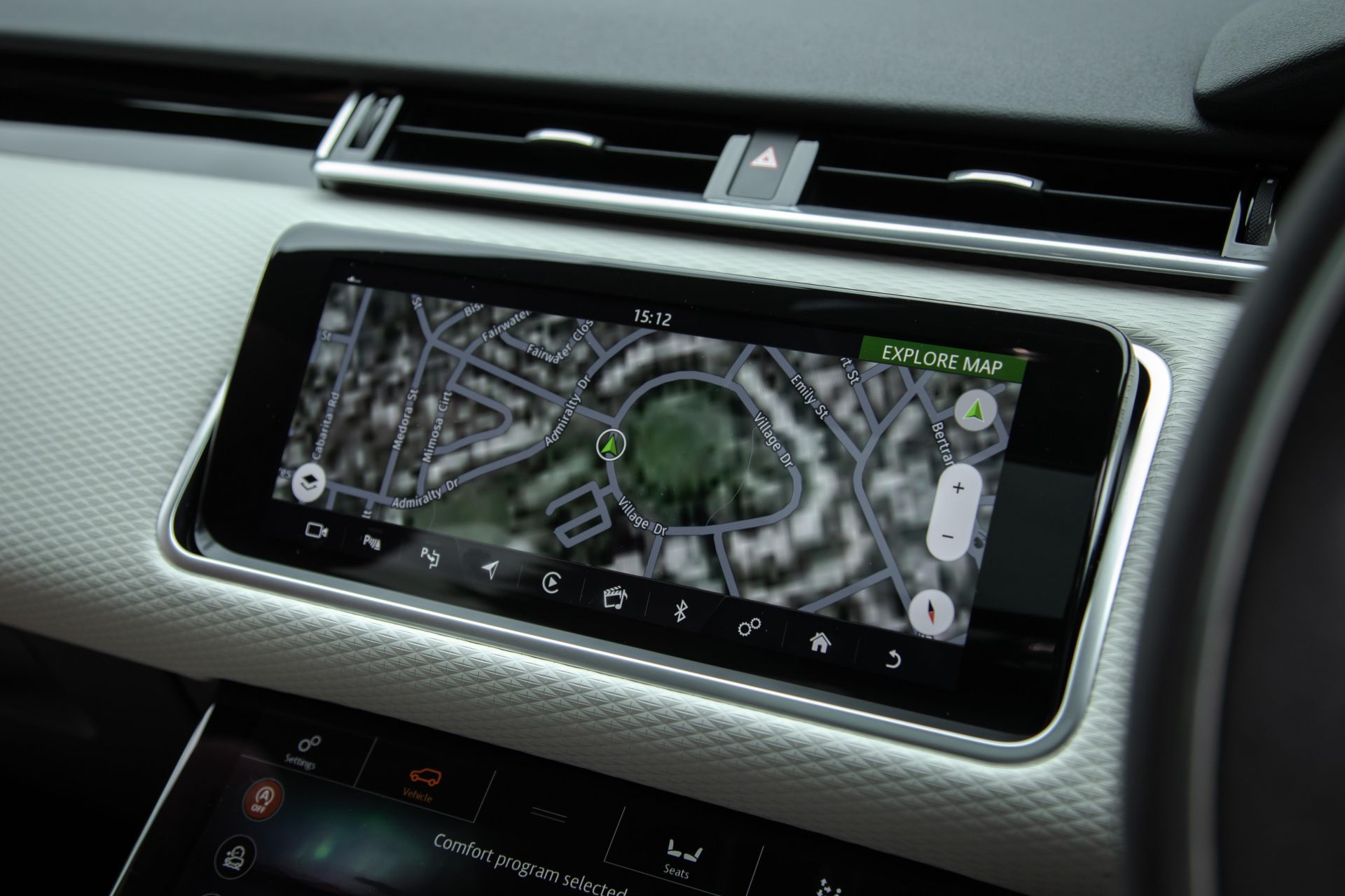 2021 Range Rover Velar P380 R-Dynamic HSE review | CarExpert