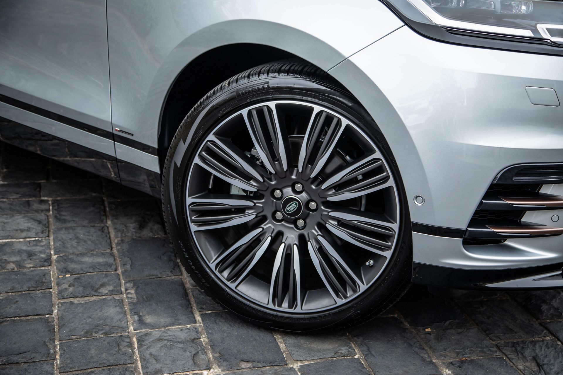 2021 Range Rover Velar P380 R-Dynamic HSE review | CarExpert