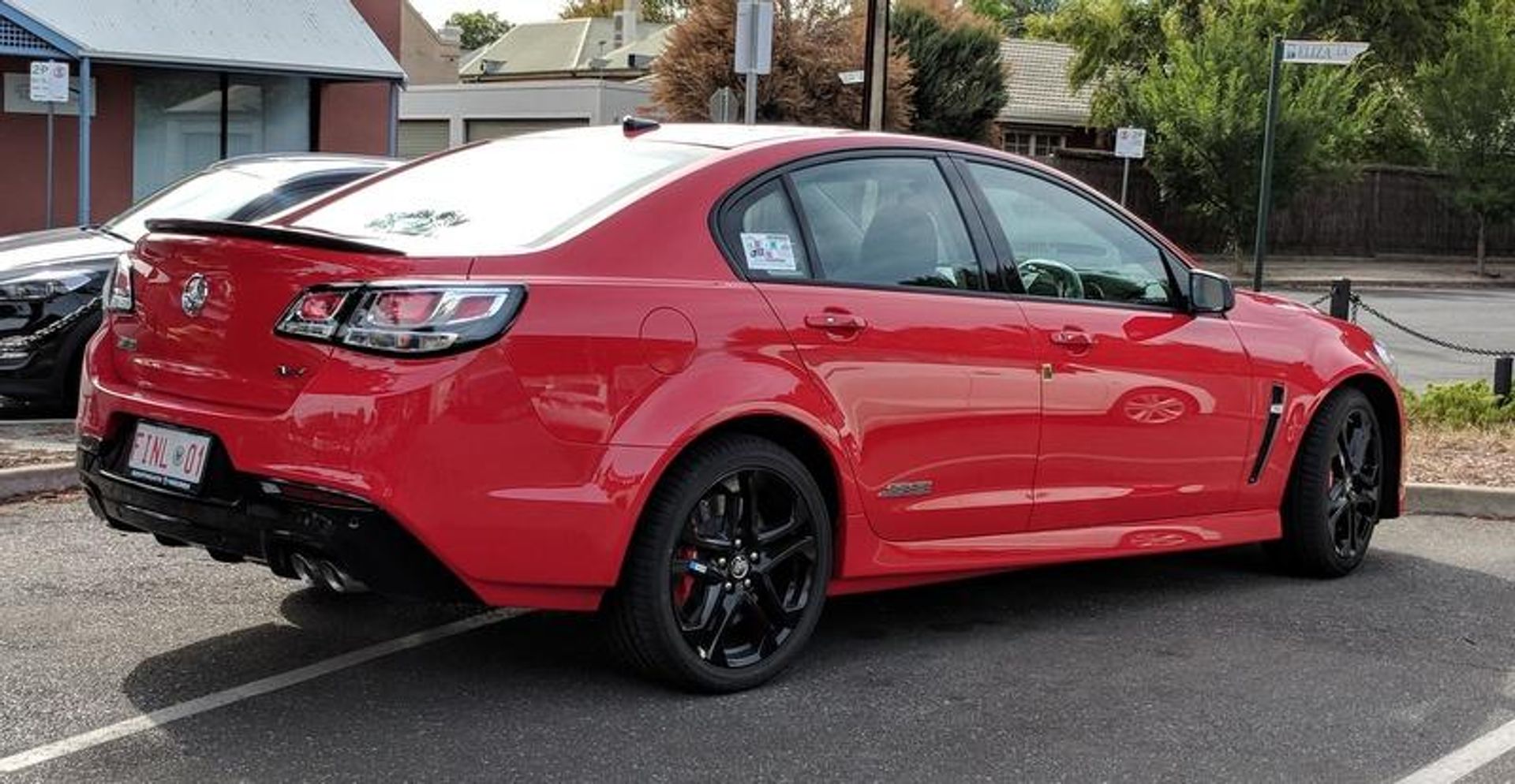 HSV ute and final Holden Commodore collect over $1.8 million at auction ...