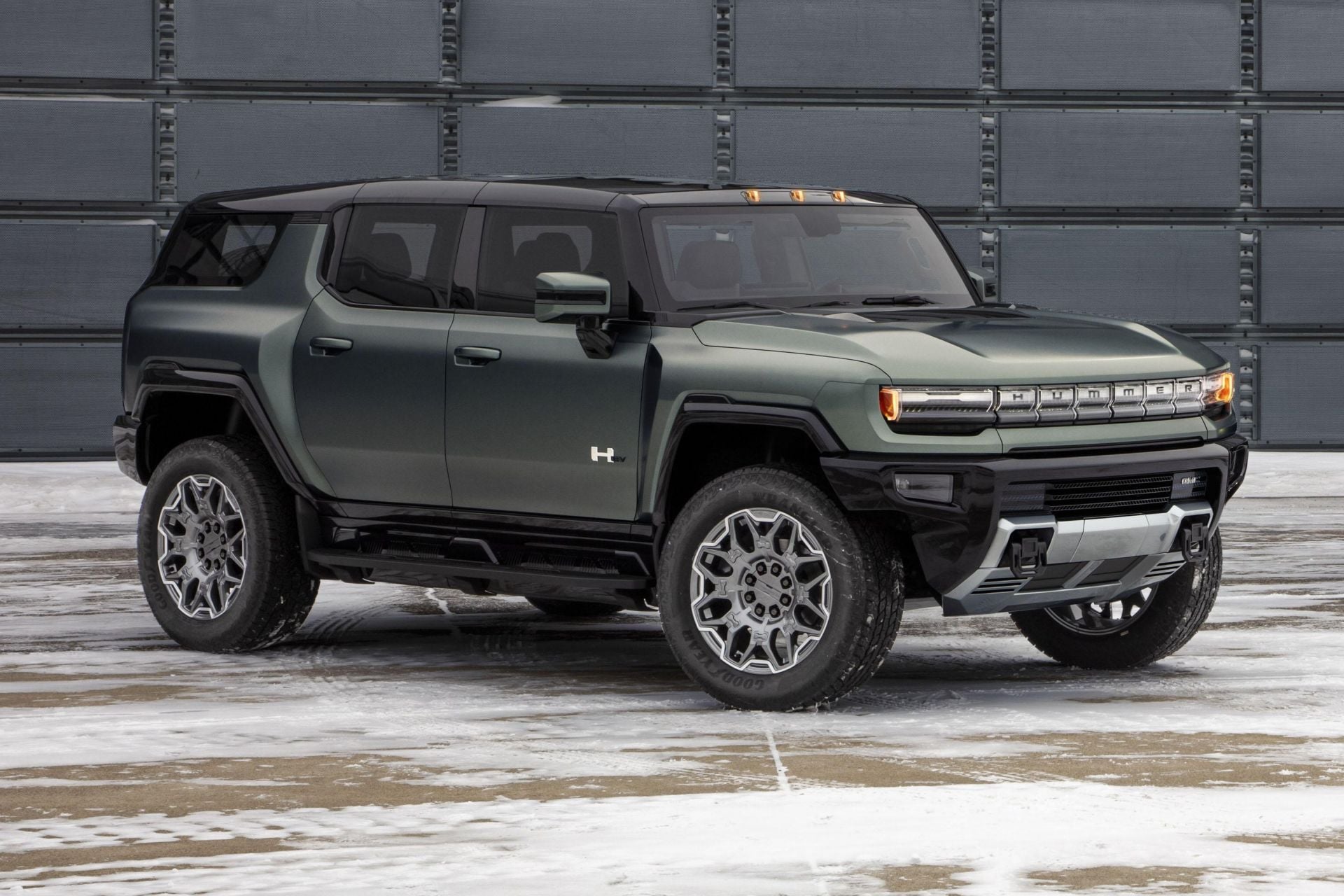 GMC Hummer electric SUV production begins | CarExpert