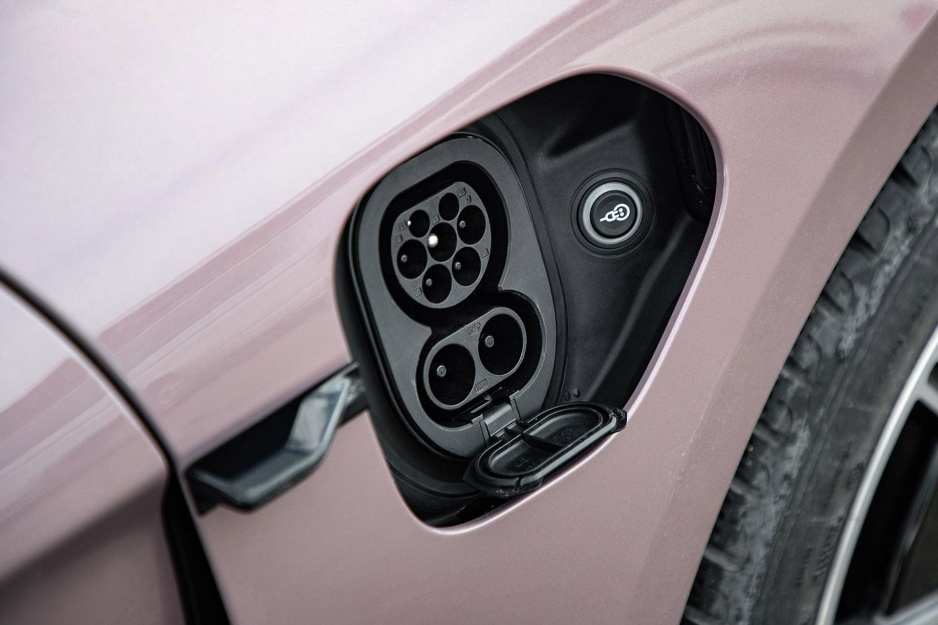Electric car charging standards: What does your EV use? | CarExpert