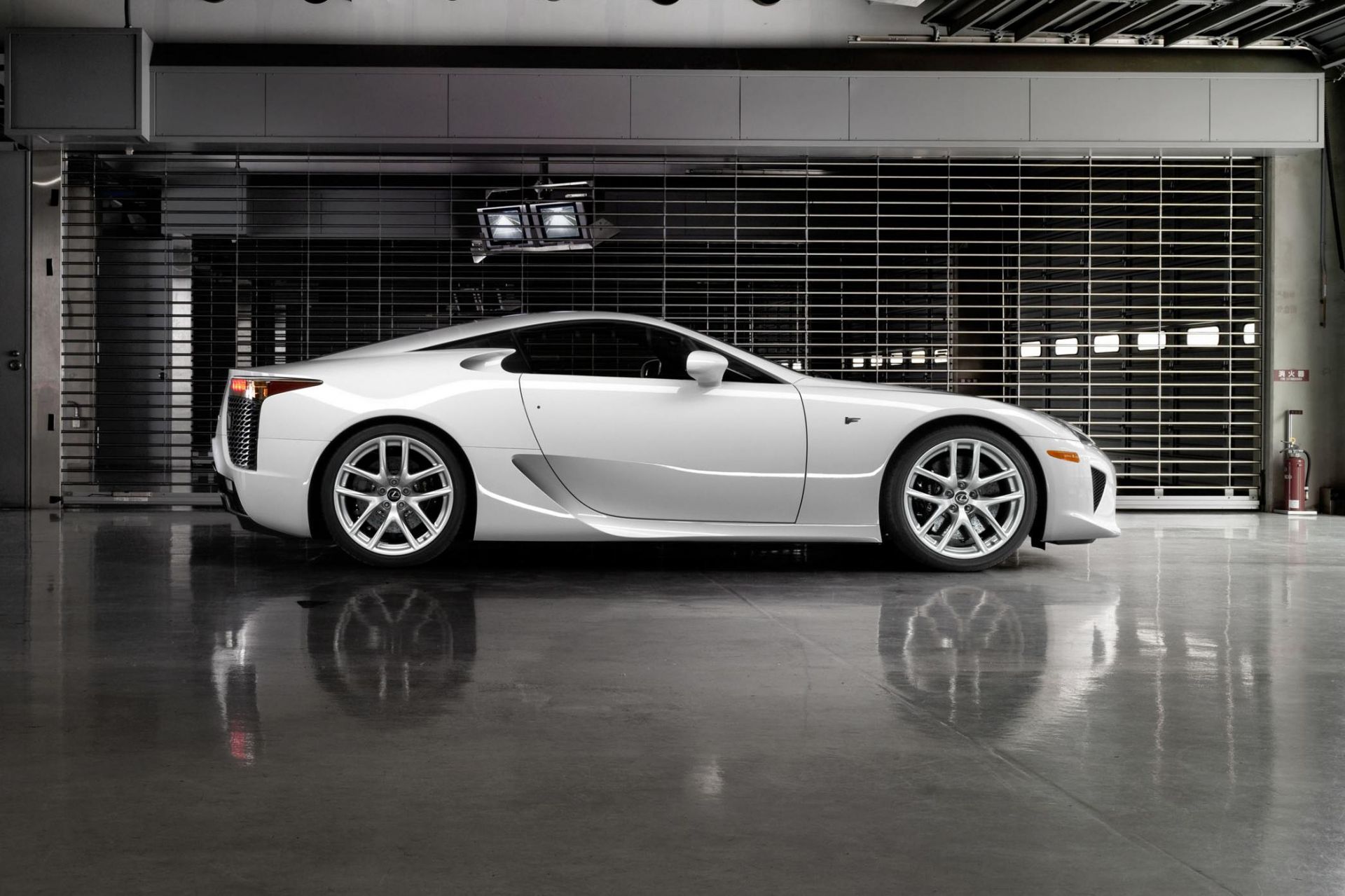 Five famous V10 engines | CarExpert