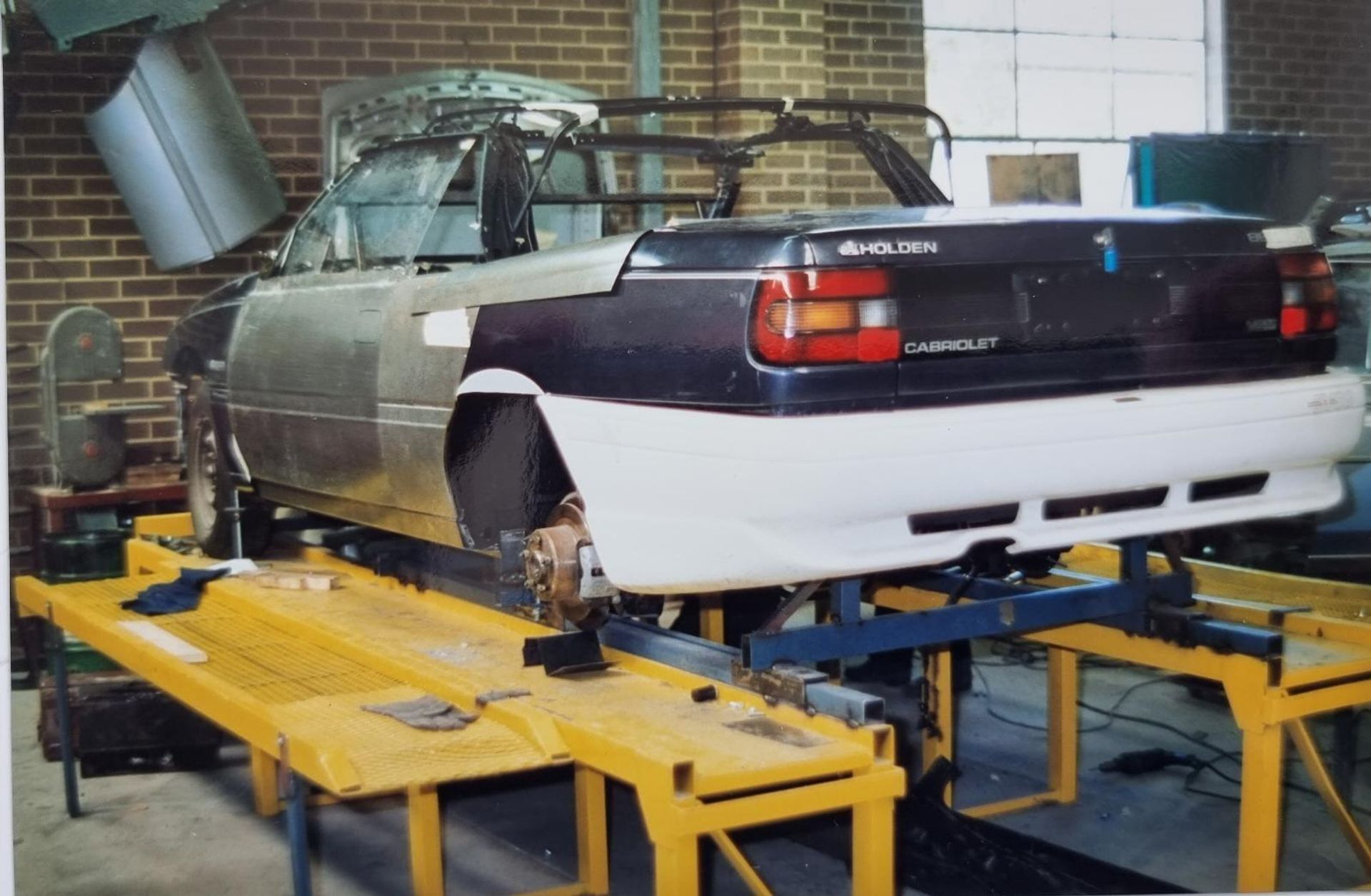 Holden Monaro Convertible: Australia's Mercedes-Benz SL that almost was ...