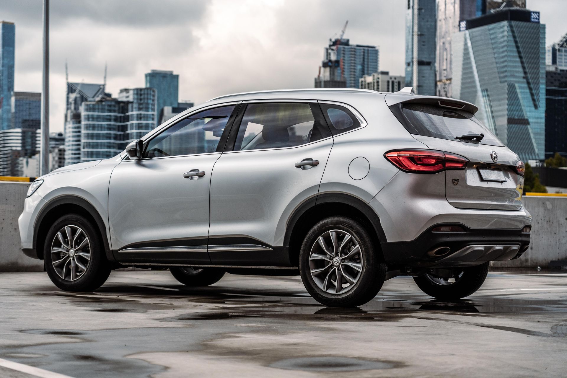 Chinese MG HS police cars revealed for Queensland | CarExpert