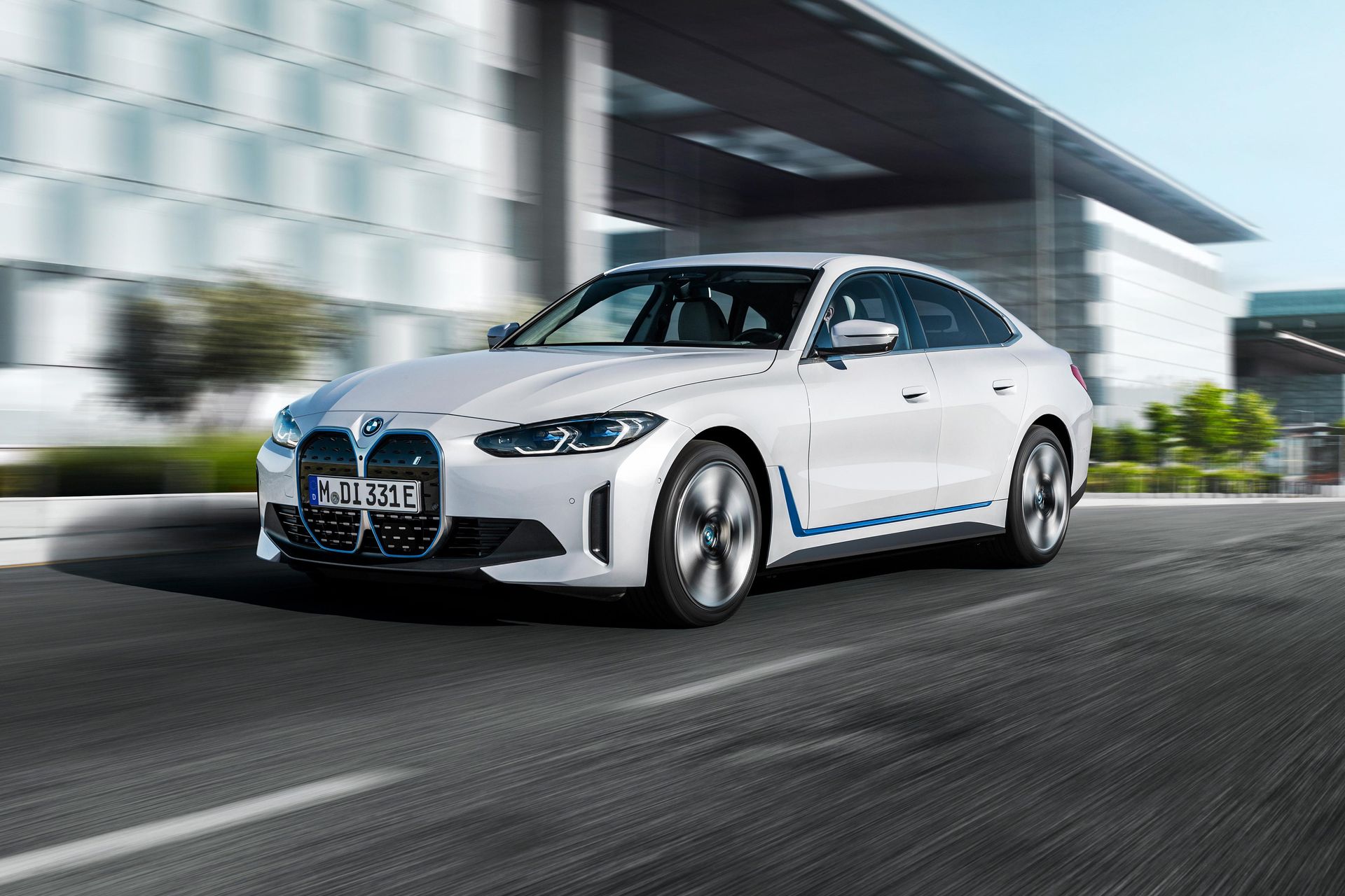 BMW i4 eDrive35 guns for Tesla with sharper starting price | CarExpert