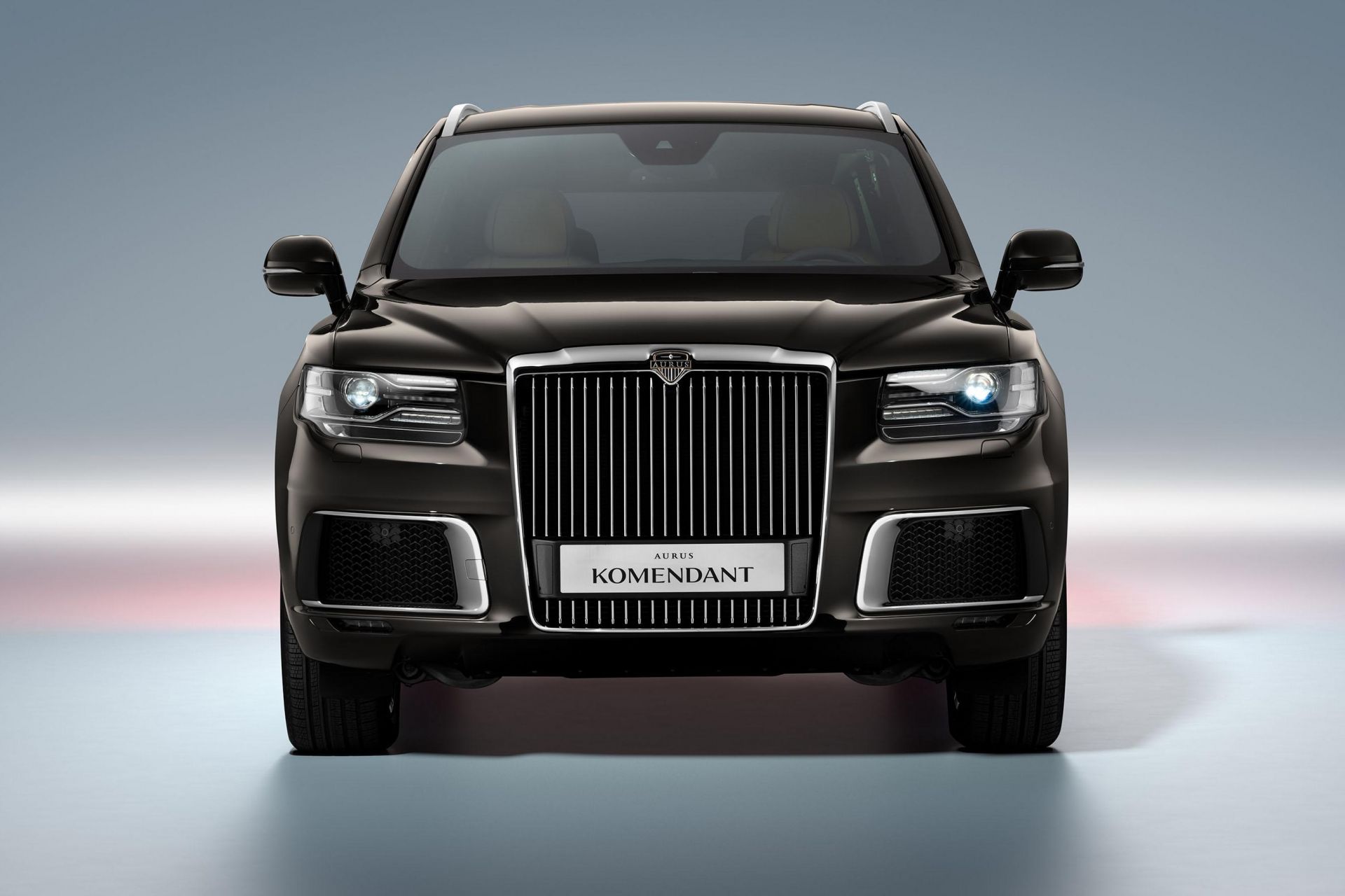 Aurus Komendant revealed despite ongoing war sanctions | CarExpert