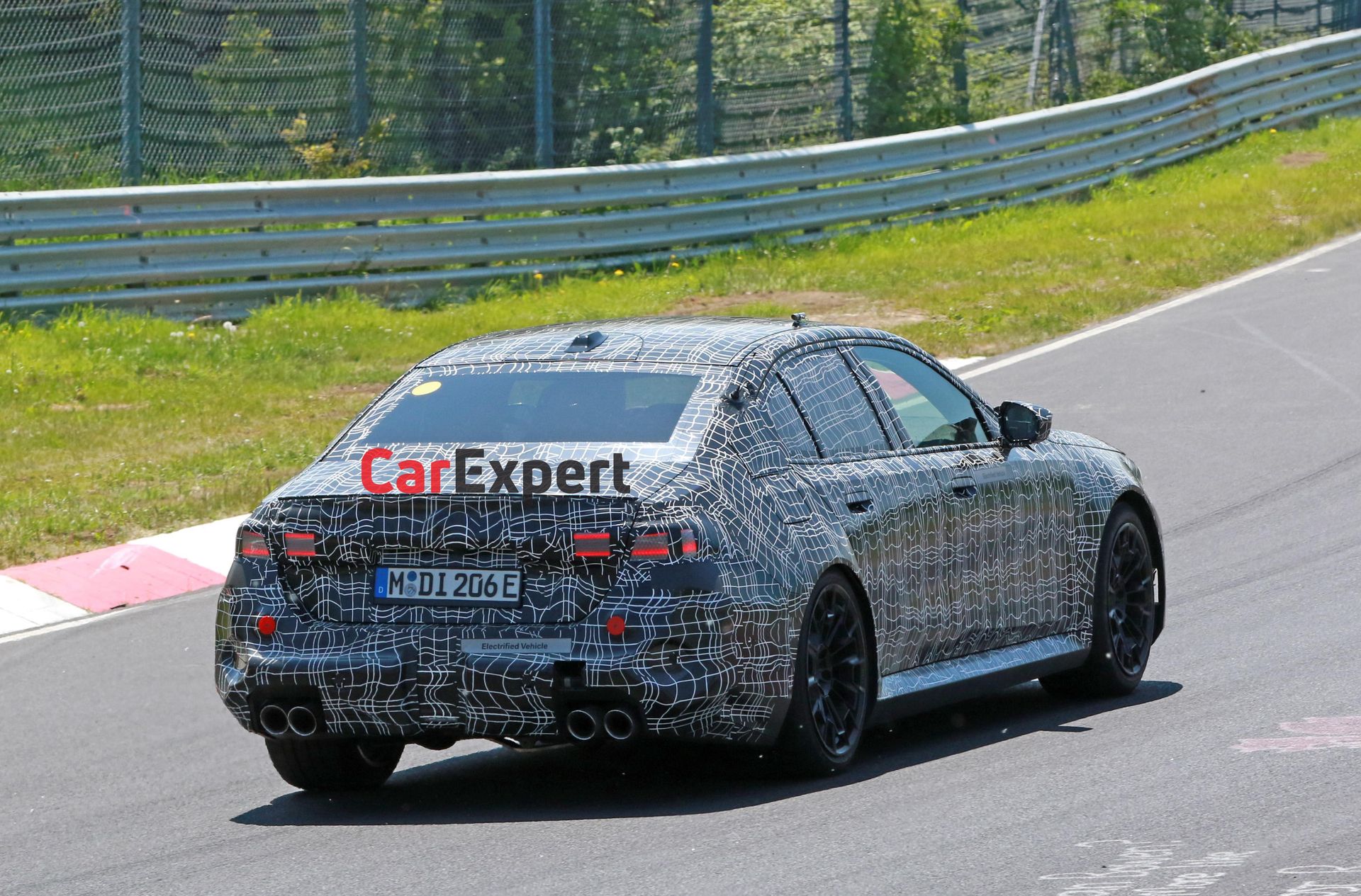 2025 BMW M5: Plug-in hybrid to bring big power boost | CarExpert
