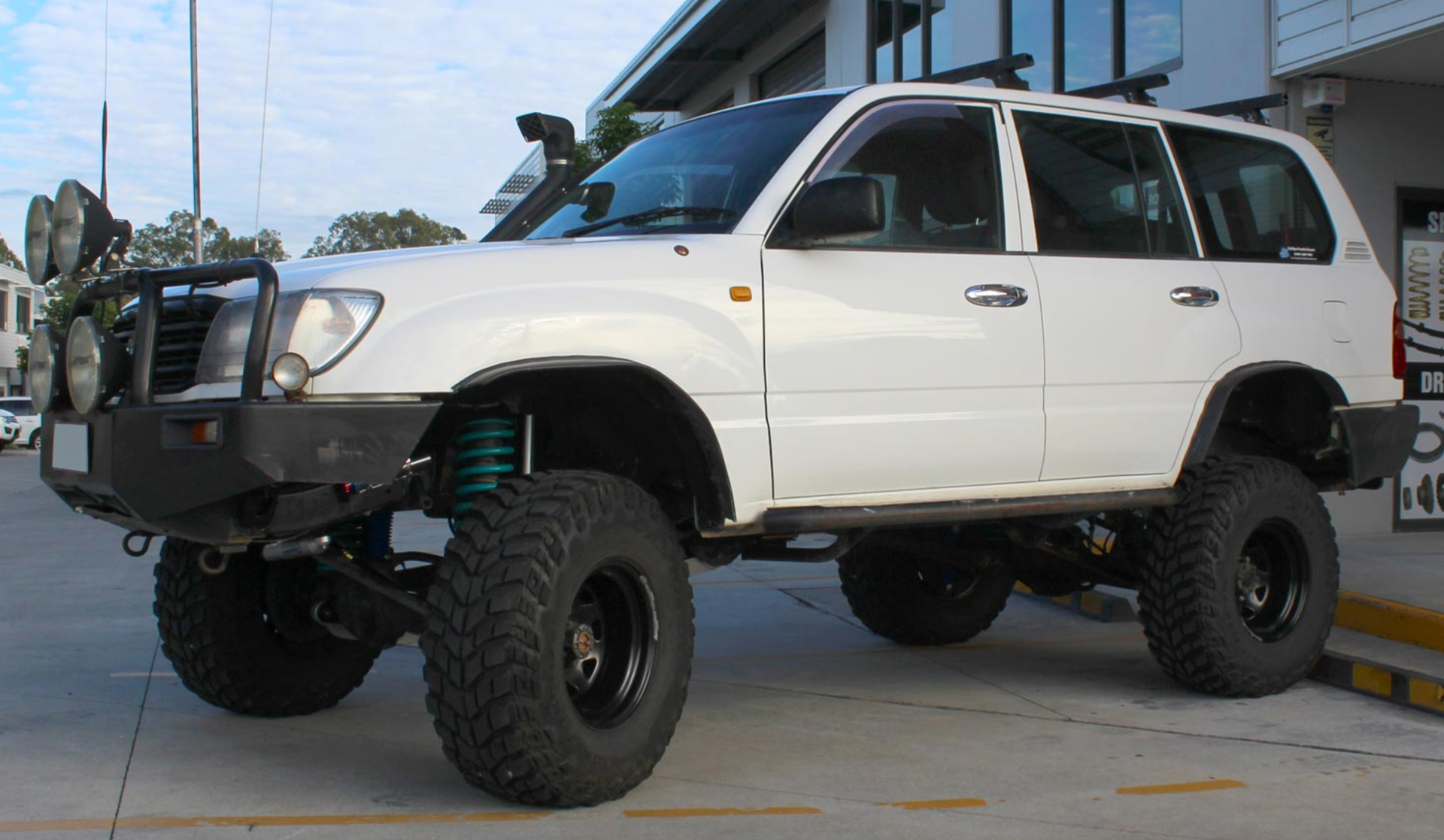 Is it legal to lift your 4WD, Ute in Australia? | CarExpert