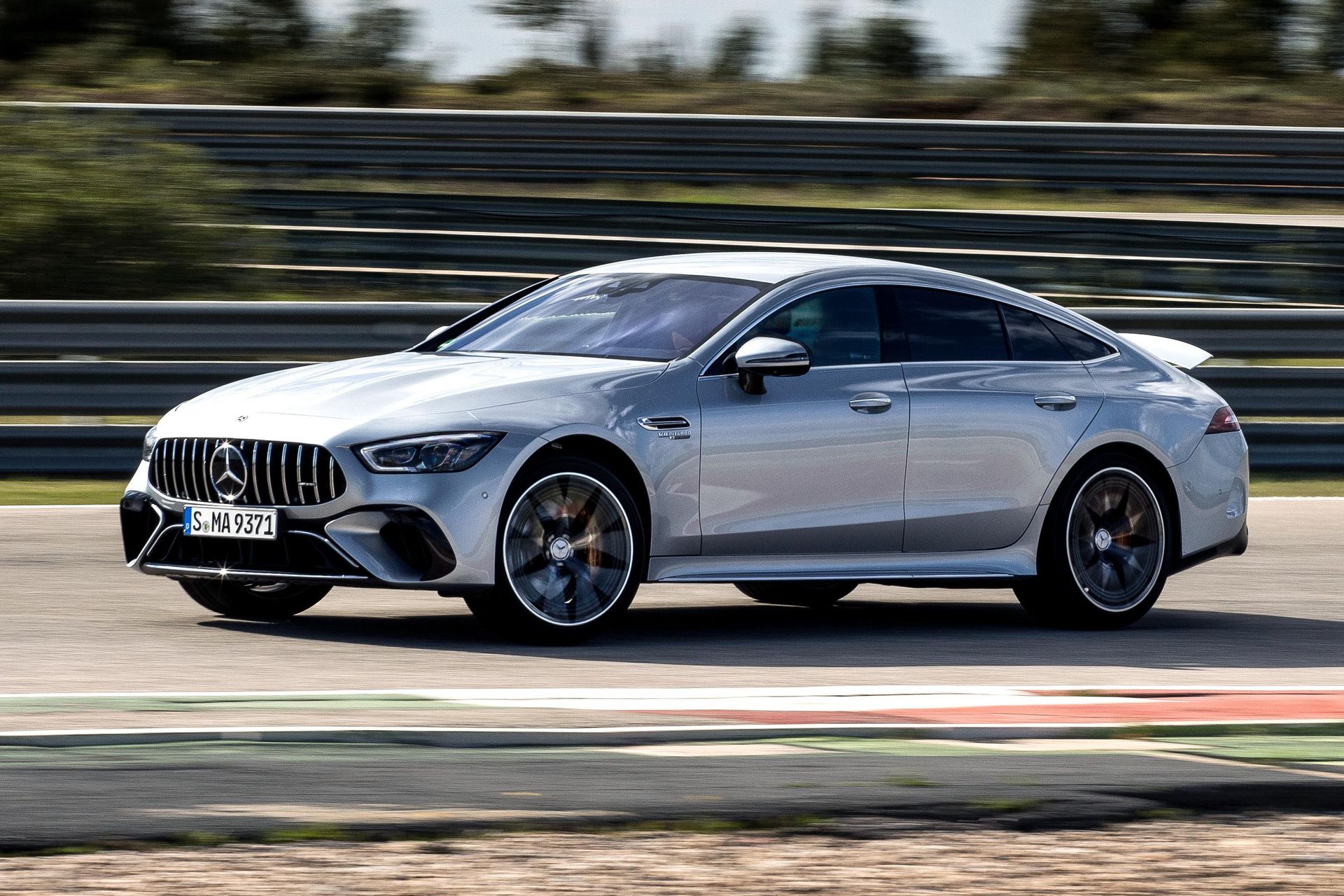 Mercedes-Benz won't get rid of V8 or V12 engines anytime soon | CarExpert