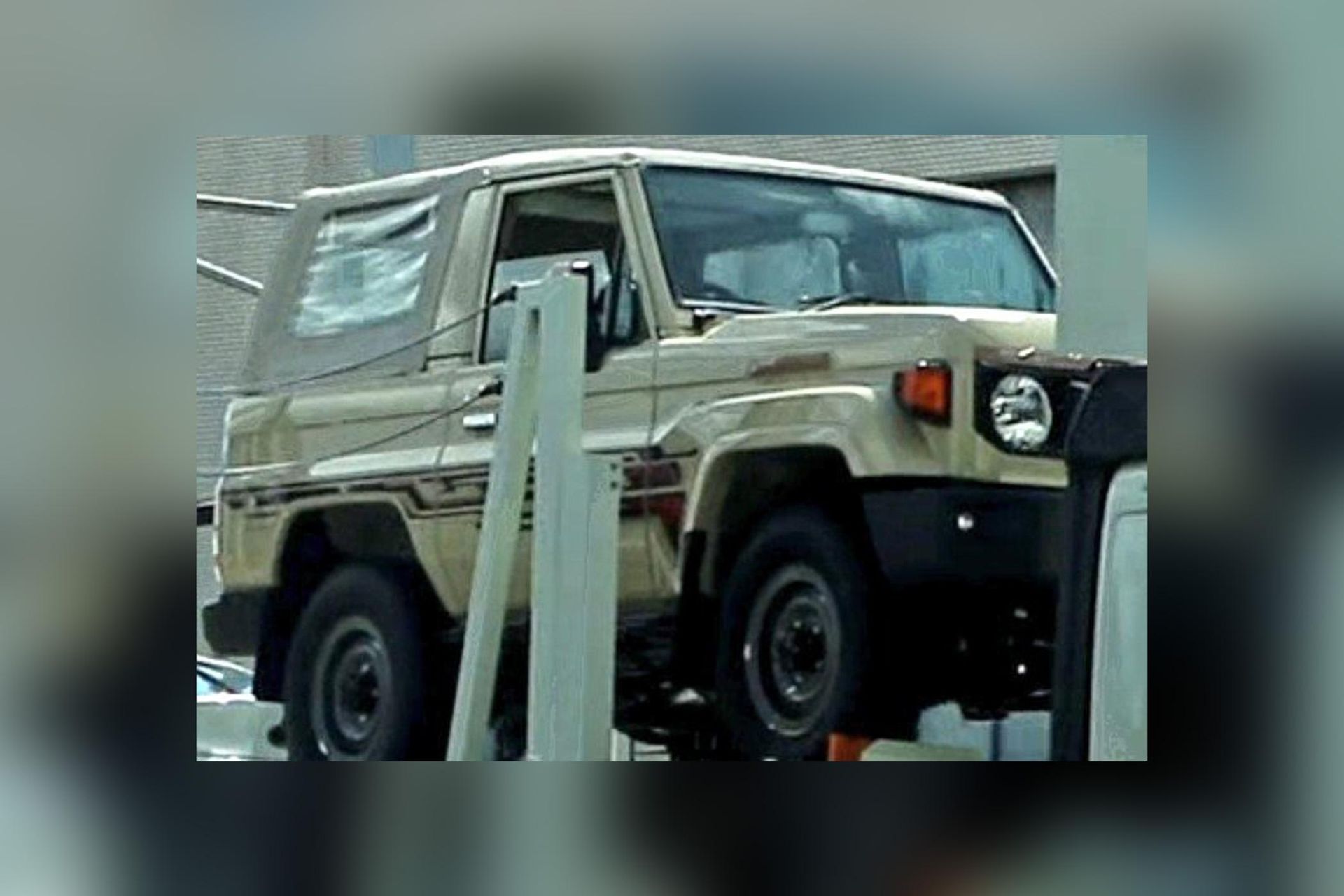 New Toyota LandCruiser 70 Series 'shorty' snapped | CarExpert