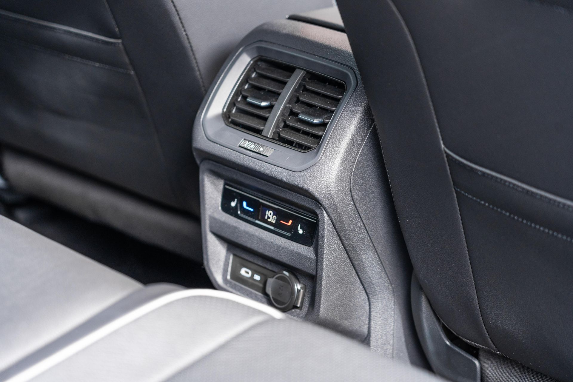 2023 Volkswagen Tiguan Allspace 162TSI R-Line review | CarExpert