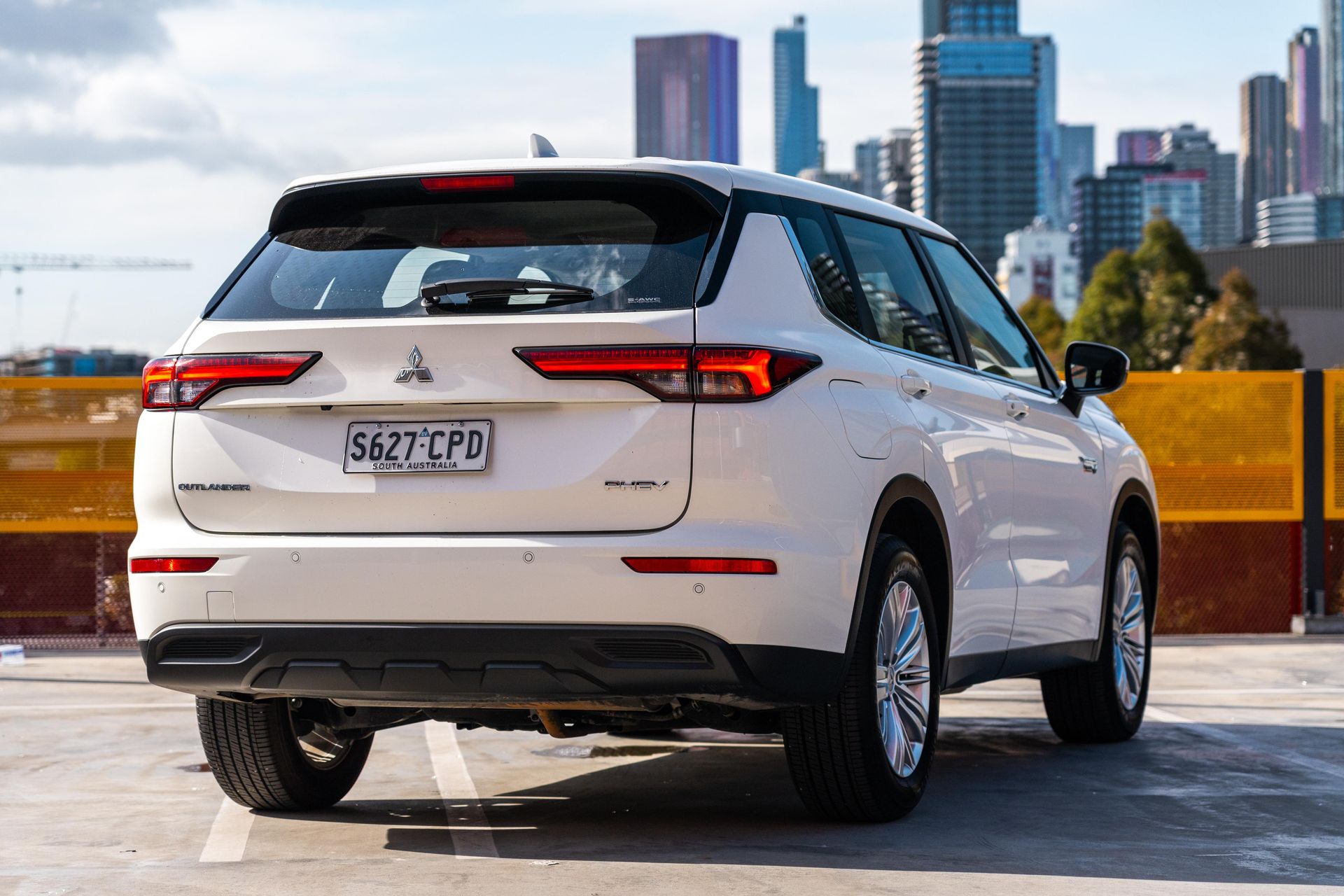 2024 Mitsubishi Outlander price and specs | CarExpert