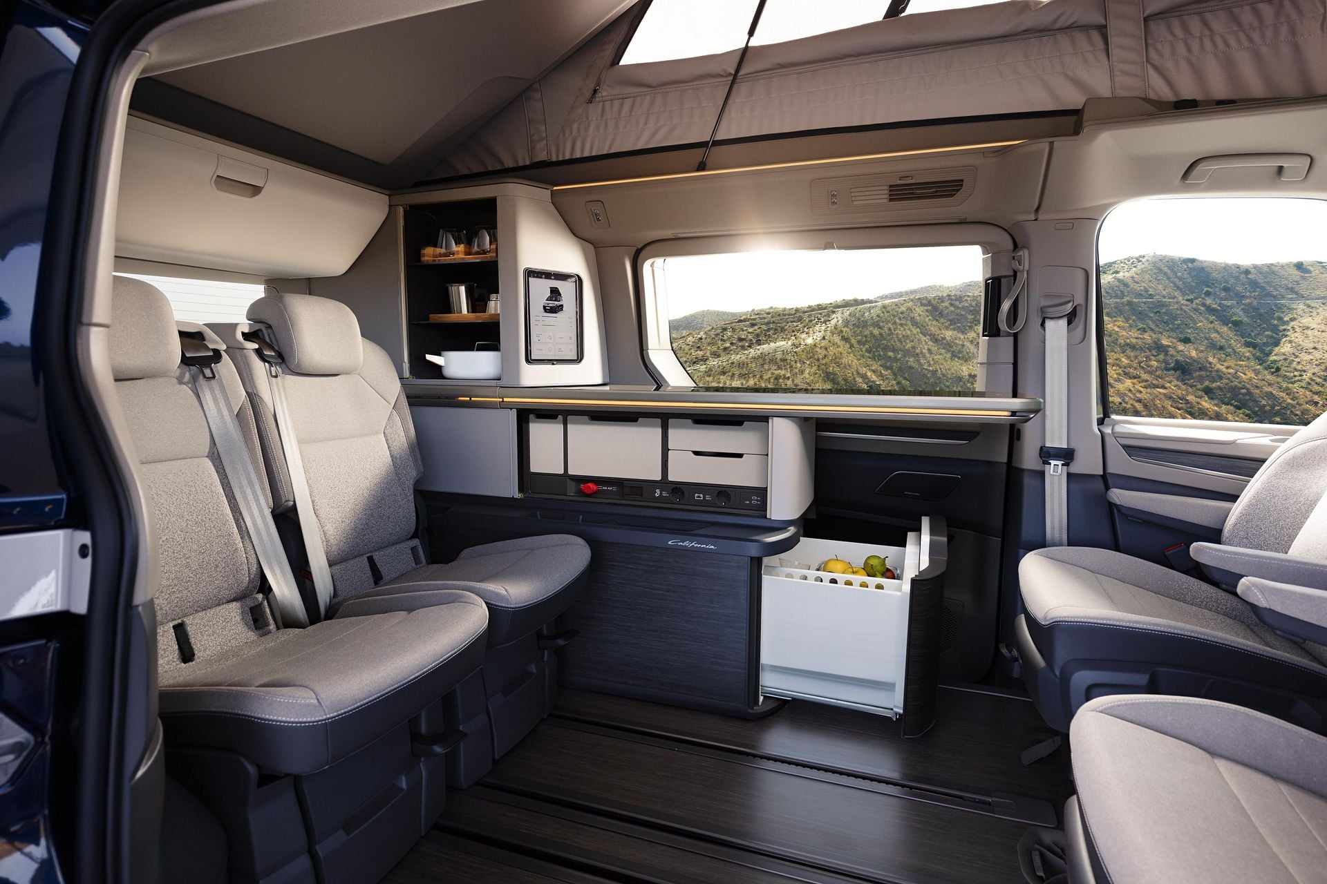 VW California coming to Australia with everything and the kitchen sink ...